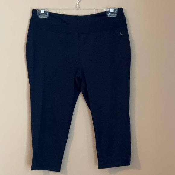 Danskin Now | Pants & Jumpsuits | Danskin Now Size M 8 Black Capris ...